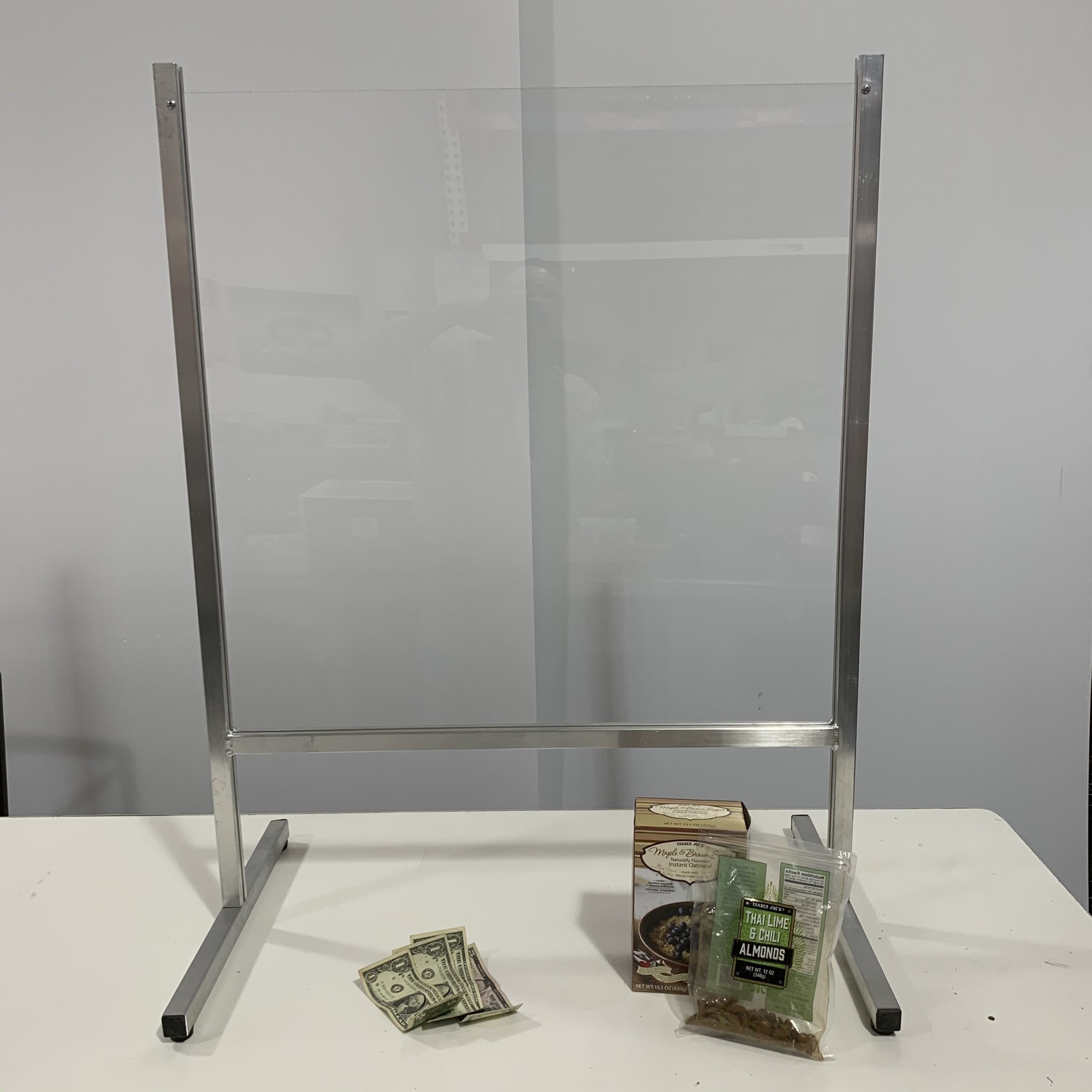 SNEEZE-BLOCK Countertop Sneeze/Cough Guard - B&R Innovations